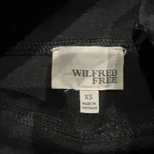 Wilfred | Pants & Jumpsuits | 23 Aritzia Wilfred Free Casual Leggings ...